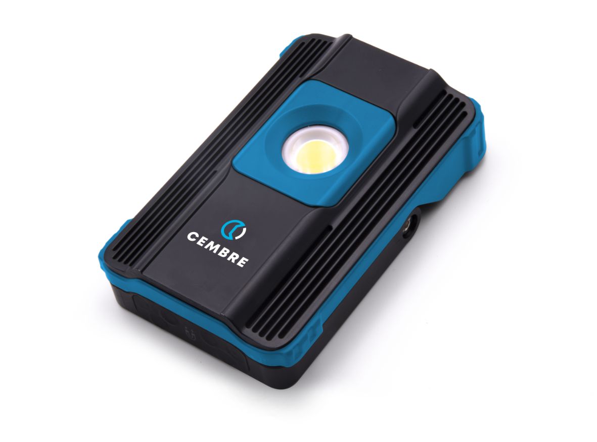 CBL06 - PORTABLE LIGHT FOR MEDIUM SPACES